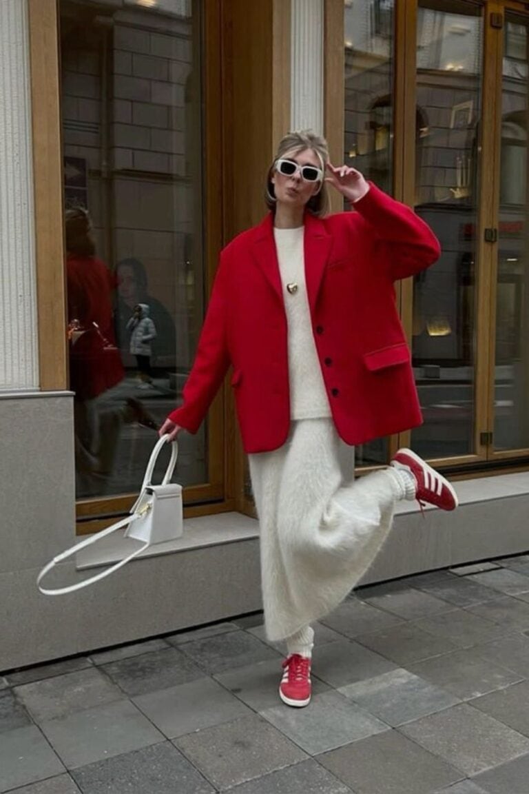 Best 2024 Fall Colors To Rock & How To Wear Them