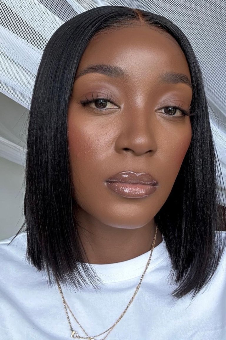 Professional Makeup Looks For Work That Are Easy To Do - Pink April Diary